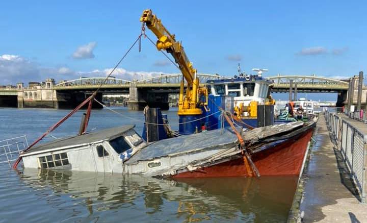 Peel Ports dealing with abandoned vessels – Medway and Swale Boating ...